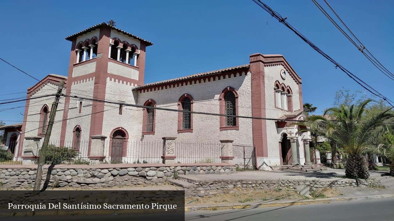 Parroquia Del Santísimo Sacramento Pirque - Pirque (Región de Santiago ...